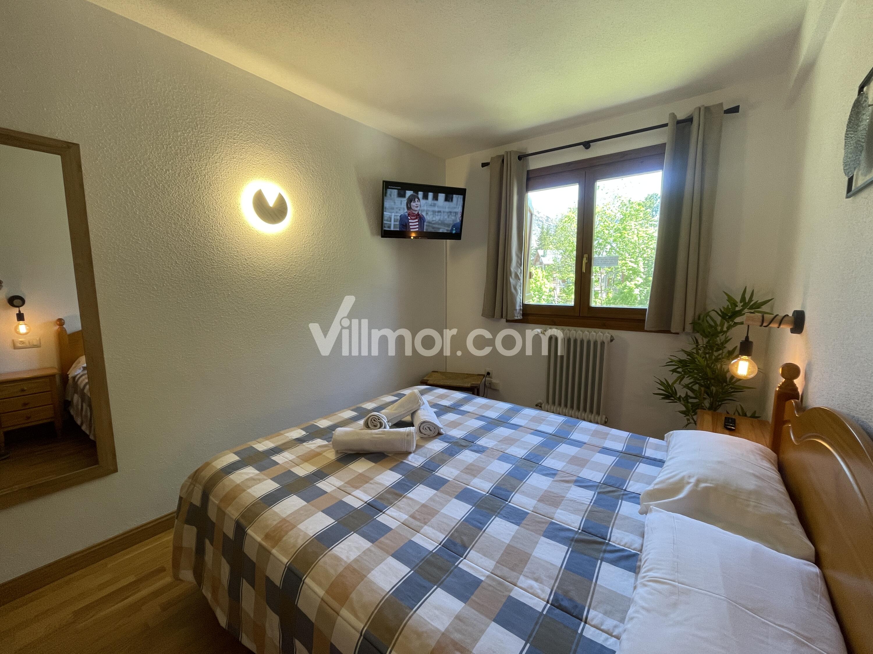 B13 - Edificio La Granja Benasque