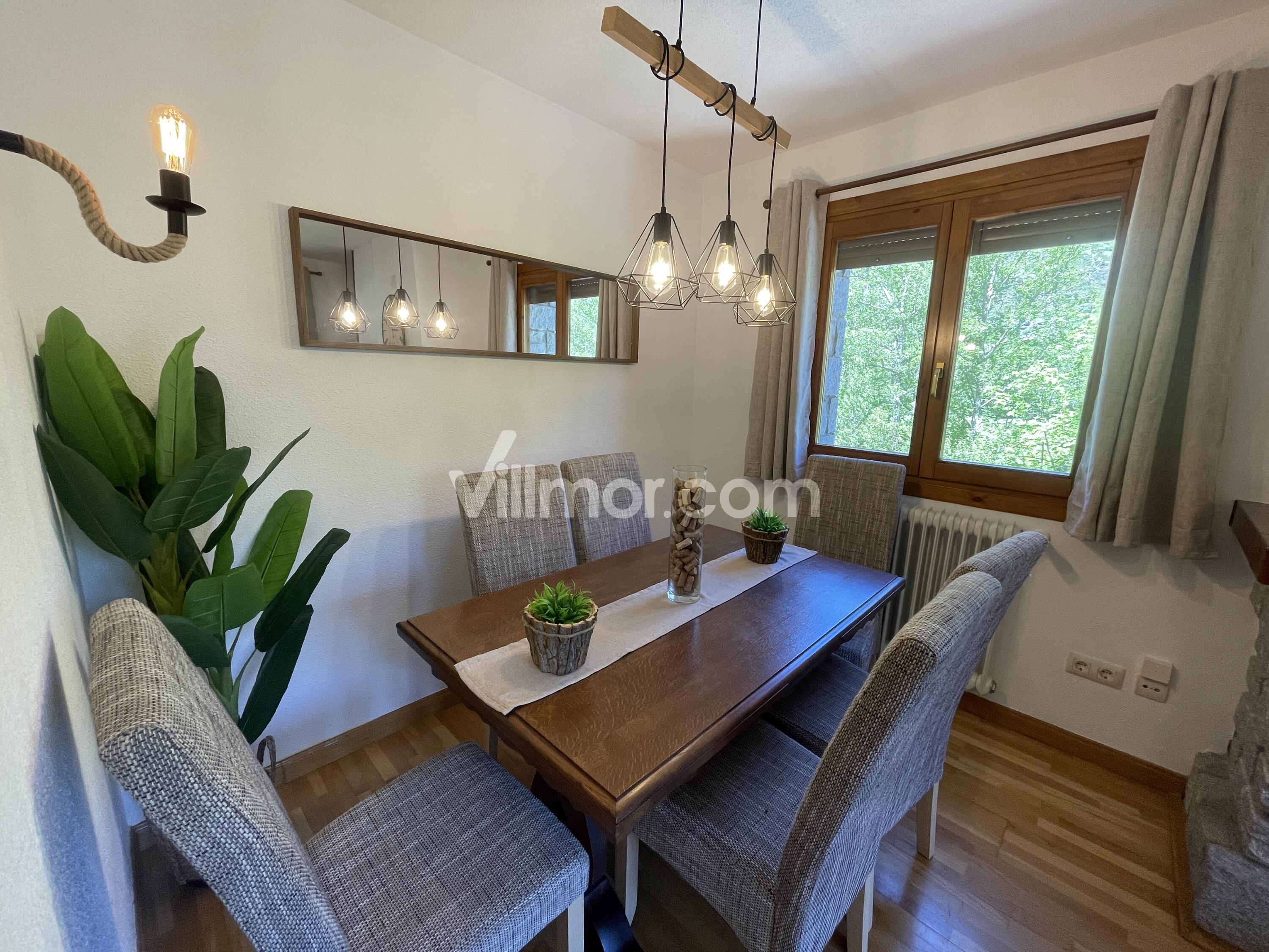 B13 - Edificio La Granja Benasque